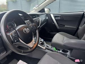 White Toyota Auris 2014 in Kaunas, with an engine capacity of 1.80 L and mileage of 242 thousand km for 7450 €, photo 23 on AUTOMOTO.COM.LV