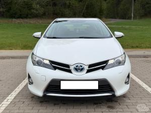 Balts Toyota Auris 2014 Ukmergė, ar dzinēja tilpumu 1.80 L un nobraukumu 181 tūkst. km par 7950 €, foto 3 vietnē AUTOMOTO.COM.LV