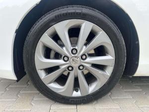 Balts Toyota Auris 2014 Viļņa, ar dzinēja tilpumu 1.80 L un nobraukumu 239 tūkst. km par 9200 €, foto 27 vietnē AUTOMOTO.COM.LV