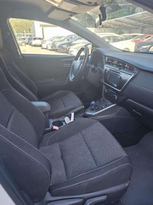 Balts Toyota Auris 2014 Viļņa, ar dzinēja tilpumu 1.80 L un nobraukumu 295 tūkst. km par 6900 €, foto 15 vietnē AUTOMOTO.COM.LV