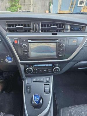 Белый Тойота Аурис 2014 в Вильнюс, объемом двигателя 1.80 л и пробегом 295 тыс. км за 5950 €, фото 24 на AUTOMOTO.COM.LV