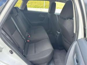 White Toyota Auris 2014 in Vilnius, with an engine capacity of 1.80 L and mileage of 295 thousand km for 5850 €, photo 35 on AUTOMOTO.COM.LV