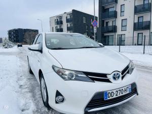 Balts Toyota Auris 2015 Kauņa, ar dzinēja tilpumu 1.80 L un nobraukumu 245 tūkst. km par 7777 €, foto 7 vietnē AUTOMOTO.COM.LV
