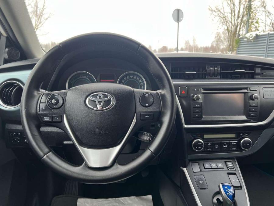 Balts Toyota Auris 2015 Kauņa, ar dzinēja tilpumu 1.80 L un nobraukumu 245 tūkst. km par 7777 €, foto 23 vietnē AUTOMOTO.COM.LV