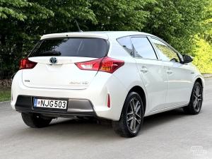 Balts Toyota Auris 2015 Kauņa, ar dzinēja tilpumu 1.80 L un nobraukumu 220 tūkst. km par 8200 €, foto 6 vietnē AUTOMOTO.COM.LV