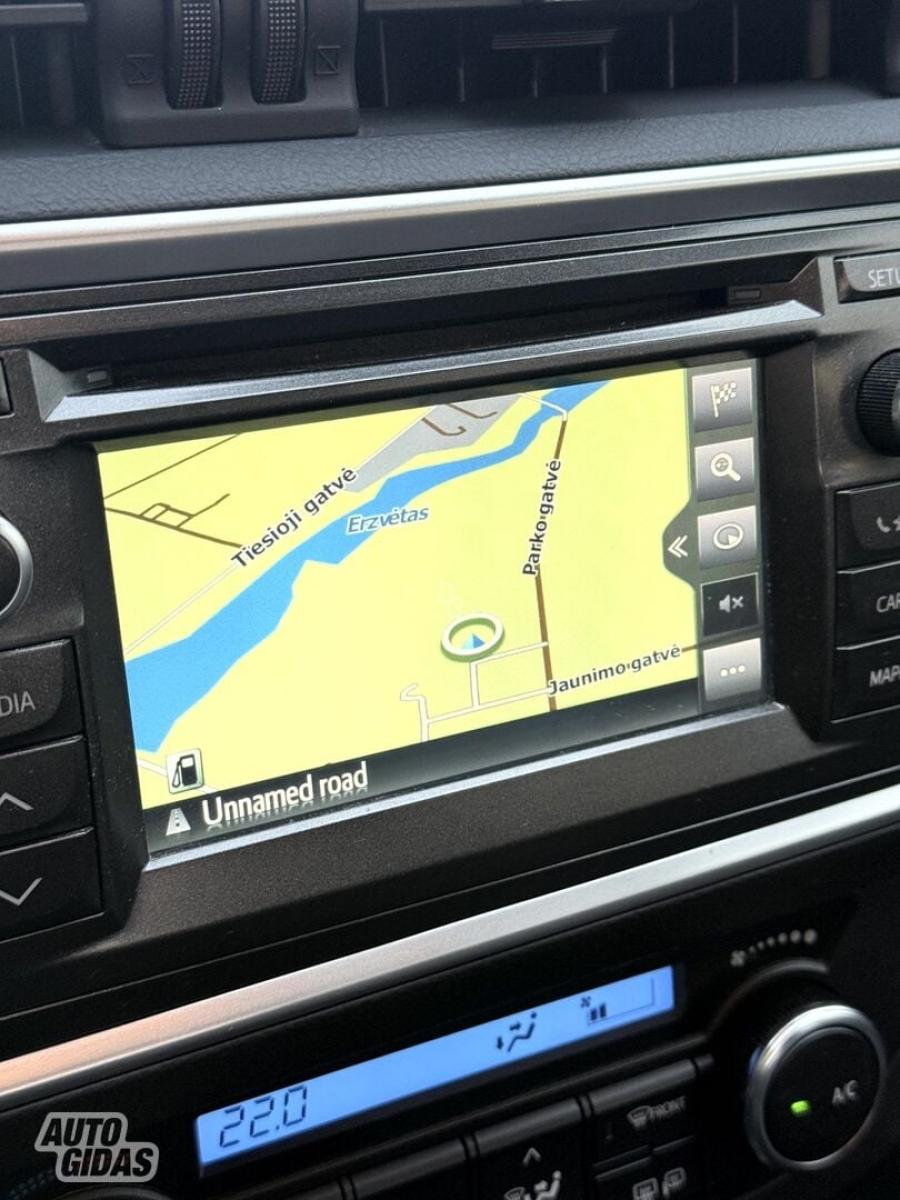 Balts Toyota Auris 2015 Kauņa, ar dzinēja tilpumu 1.80 L un nobraukumu 220 tūkst. km par 8200 €, foto 14 vietnē AUTOMOTO.COM.LV