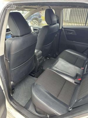 Balts Toyota Auris 2015 Viļņa, ar dzinēja tilpumu 1.80 L un nobraukumu 147 tūkst. km par 7950 €, foto 10 vietnē AUTOMOTO.COM.LV