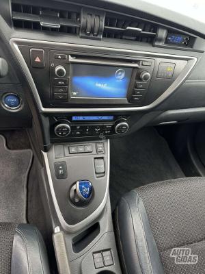 Balts Toyota Auris 2015 Viļņa, ar dzinēja tilpumu 1.80 L un nobraukumu 147 tūkst. km par 7950 €, foto 16 vietnē AUTOMOTO.COM.LV