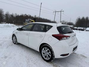 Balts Toyota Auris 2016 Šauļi, ar dzinēja tilpumu 1.80 L un nobraukumu 261 tūkst. km par 5700 €, foto 7 vietnē AUTOMOTO.COM.LV