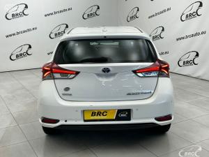 Белый Тойота Аурис 2016 в Авиженяй, объемом двигателя 1.80 л и пробегом 198 тыс. км за 10900 €, фото 23 на AUTOMOTO.COM.LV