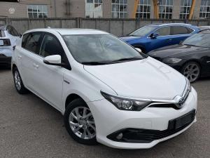 Balts Toyota Auris 2016 Viļņa, ar dzinēja tilpumu 1.80 L un nobraukumu 197 tūkst. km par 9800 €, foto 7 vietnē AUTOMOTO.COM.LV