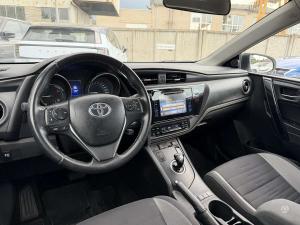 Balts Toyota Auris 2016 Viļņa, ar dzinēja tilpumu 1.80 L un nobraukumu 197 tūkst. km par 9800 €, foto 18 vietnē AUTOMOTO.COM.LV