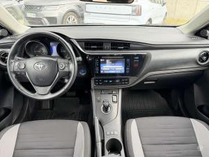 Balts Toyota Auris 2016 Viļņa, ar dzinēja tilpumu 1.80 L un nobraukumu 197 tūkst. km par 9800 €, foto 19 vietnē AUTOMOTO.COM.LV