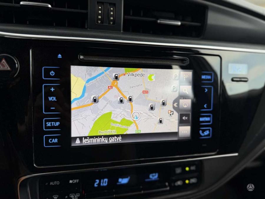 Balts Toyota Auris 2016 Viļņa, ar dzinēja tilpumu 1.80 L un nobraukumu 197 tūkst. km par 9800 €, foto 27 vietnē AUTOMOTO.COM.LV
