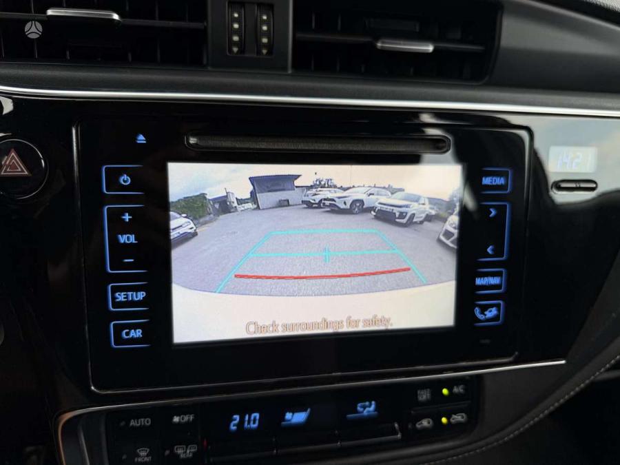 Balts Toyota Auris 2016 Viļņa, ar dzinēja tilpumu 1.80 L un nobraukumu 197 tūkst. km par 9800 €, foto 28 vietnē AUTOMOTO.COM.LV