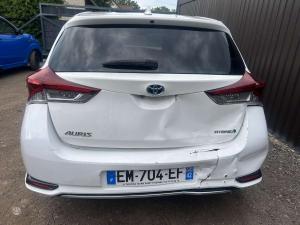 Balts Toyota Auris 2017 Kauņa, ar dzinēja tilpumu 1.80 L un nobraukumu 149 tūkst. km par 7999 €, foto 9 vietnē AUTOMOTO.COM.LV