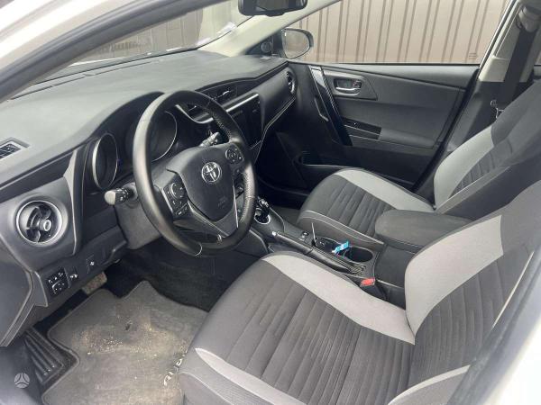 Balts Toyota Auris 2017 Kauņa, ar dzinēja tilpumu 1.80 L un nobraukumu 149 tūkst. km par 7999 €, foto 9 vietnē AUTOMOTO.COM.LV