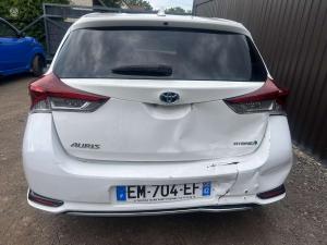 Balts Toyota Auris 2017 Kauņa, ar dzinēja tilpumu 1.80 L un nobraukumu 149 tūkst. km par 7700 €, foto 9 vietnē AUTOMOTO.COM.LV