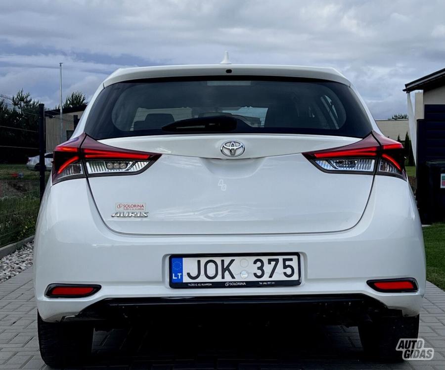 Balts Toyota Auris 2017 Klaipėda, ar dzinēja tilpumu 1.30 L un nobraukumu 244 tūkst. km par 6000 €, foto 5 vietnē AUTOMOTO.COM.LV