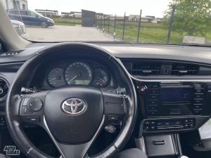 Balts Toyota Auris 2017 Klaipėda, ar dzinēja tilpumu 1.30 L un nobraukumu 244 tūkst. km par 6000 €, foto 14 vietnē AUTOMOTO.COM.LV