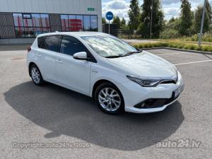 Белый Тойота Аурис 2017 в Сауэ, объемом двигателя 1.80 л и пробегом 160 тыс. км за 12500 €, фото 6 на AUTOMOTO.COM.LV