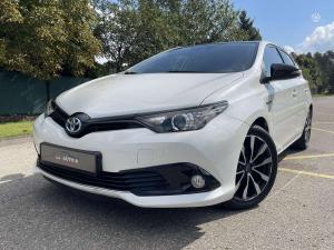 Balts Toyota Auris 2017 Viļņa, ar dzinēja tilpumu 1.80 L un nobraukumu 246 tūkst. km par 10200 €, foto  vietnē AUTOMOTO.COM.LV