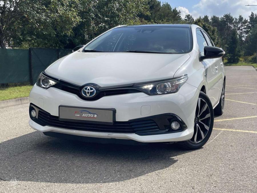 Balts Toyota Auris 2017 Viļņa, ar dzinēja tilpumu 1.80 L un nobraukumu 246 tūkst. km par 10200 €, foto 5 vietnē AUTOMOTO.COM.LV