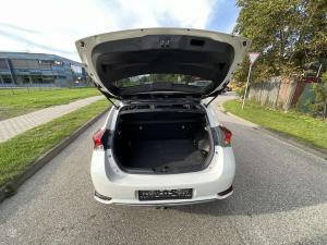 Balts Toyota Auris 2017 Viļņa, ar dzinēja tilpumu 1.80 L un nobraukumu 246 tūkst. km par 10200 €, foto 27 vietnē AUTOMOTO.COM.LV