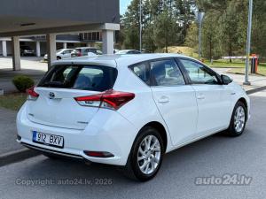 Balts Toyota Auris 2018 Tallina, ar dzinēja tilpumu 1.80 L un nobraukumu 130 tūkst. km par 12990 €, foto 9 vietnē AUTOMOTO.COM.LV