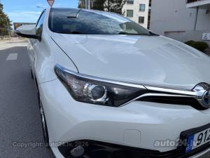 Balts Toyota Auris 2018 Tallina, ar dzinēja tilpumu 1.80 L un nobraukumu 130 tūkst. km par 12990 €, foto 12 vietnē AUTOMOTO.COM.LV