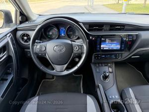Balts Toyota Auris 2018 Tallina, ar dzinēja tilpumu 1.80 L un nobraukumu 130 tūkst. km par 12990 €, foto 23 vietnē AUTOMOTO.COM.LV