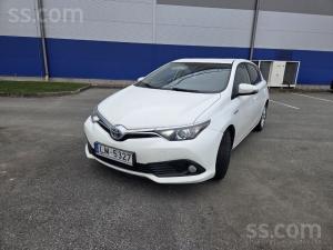 Balts Toyota Auris 2018 Rīga, ar dzinēja tilpumu 1.80 L un nobraukumu 328 tūkst. km par 6500 €, foto 3 vietnē AUTOMOTO.COM.LV