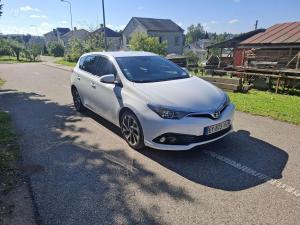 Balts Toyota Auris 2018 Anykščiai, ar dzinēja tilpumu 1.80 L un nobraukumu 228 tūkst. km par 9799 €, foto 3 vietnē AUTOMOTO.COM.LV