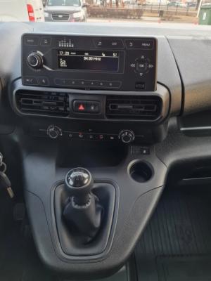 Balts Toyota Auris 2020 Rīga, ar dzinēja tilpumu 1.50 L un nobraukumu 55 tūkst. km par 12900 €, foto 9 vietnē AUTOMOTO.COM.LV
