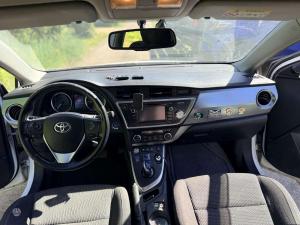 Balts Toyota Auris 2013 Viļņa, ar dzinēja tilpumu 1.80 L un nobraukumu 196 tūkst. km par 6800 €, foto 6 vietnē AUTOMOTO.COM.LV