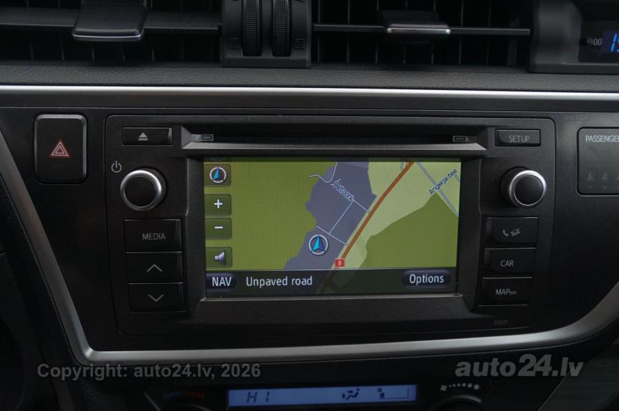 Balts Toyota Auris 2013 Tallina, ar dzinēja tilpumu 1.60 L un nobraukumu 179 tūkst. km par 7490 €, foto 15 vietnē AUTOMOTO.COM.LV