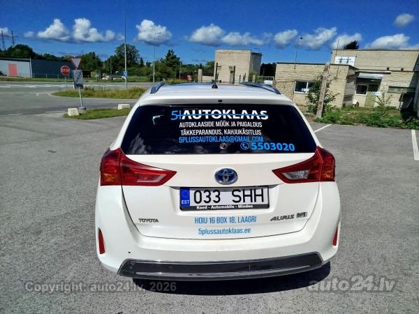 Balts Toyota Auris 2013 Tallina, ar dzinēja tilpumu 1.80 L un nobraukumu 291 tūkst. km par 6500 €, foto 6 vietnē AUTOMOTO.COM.LV