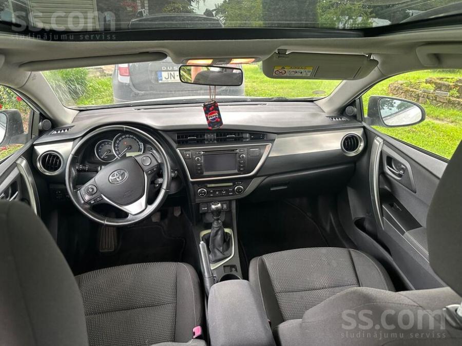 Balts Toyota Auris 2013 Bauska, ar dzinēja tilpumu 2.00 L un nobraukumu 345 tūkst. km par 5899 €, foto 12 vietnē AUTOMOTO.COM.LV