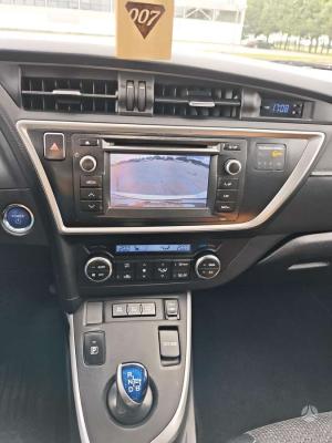 Balts Toyota Auris 2014 Kauņa, ar dzinēja tilpumu 1.80 L un nobraukumu 217 tūkst. km par 7200 €, foto 11 vietnē AUTOMOTO.COM.LV