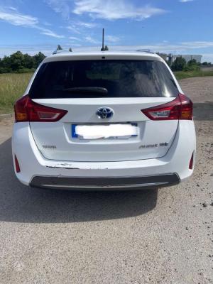 White Toyota Auris 2014 in Taurage, with an engine capacity of 1.80 L and mileage of 356 thousand km for 4600 €, photo 5 on AUTOMOTO.COM.LV