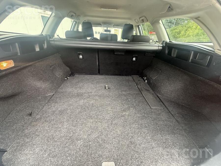 Balts Toyota Auris 2014 Rīga, ar dzinēja tilpumu 1.60 L un nobraukumu 175 tūkst. km par 7490 €, foto 14 vietnē AUTOMOTO.COM.LV