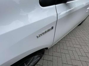 White Toyota Auris 2014 in Siauliai, with an engine capacity of 1.80 L and mileage of 335 thousand km for 6650 €, photo 10 on AUTOMOTO.COM.LV