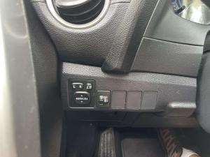 White Toyota Auris 2014 in Siauliai, with an engine capacity of 1.80 L and mileage of 335 thousand km for 6650 €, photo 27 on AUTOMOTO.COM.LV