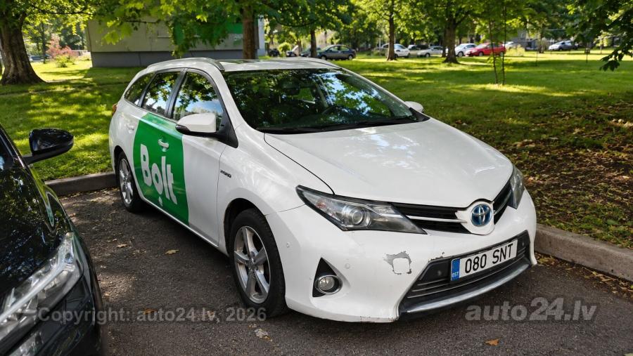 Balts Toyota Auris 2014 Tallina, ar dzinēja tilpumu 1.80 L un nobraukumu 225 tūkst. km par 5330 €, foto 1 vietnē AUTOMOTO.COM.LV