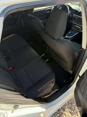 White Toyota Auris 2014 in Alytus, with an engine capacity of 1.80 L and mileage of 255 thousand km for 8000 €, photo 14 on AUTOMOTO.COM.LV