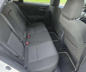 White Toyota Auris 2014 in Panevezys, with an engine capacity of 1.80 L and mileage of 298 thousand km for 7199 €, photo 13 on AUTOMOTO.COM.LV