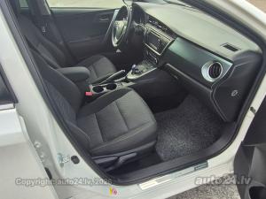 Белый Тойота Аурис 2014 в Таллин, объемом двигателя 1.80 л и пробегом 149 тыс. км за 10900 €, фото 24 на AUTOMOTO.COM.LV