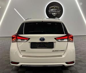 White Toyota Auris 2015 in Marijampole, with an engine capacity of 1.80 L and mileage of 237 thousand km for 9999 €, photo 28 on AUTOMOTO.COM.LV