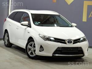 Balts Toyota Auris 2015 Jūrmala, ar dzinēja tilpumu 1.80 L un nobraukumu 302 tūkst. km par 8990 €, foto 9 vietnē AUTOMOTO.COM.LV