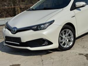 Balts Toyota Auris 2015 Viļņa, ar dzinēja tilpumu 1.80 L un nobraukumu 292 tūkst. km par 9000 €, foto 12 vietnē AUTOMOTO.COM.LV